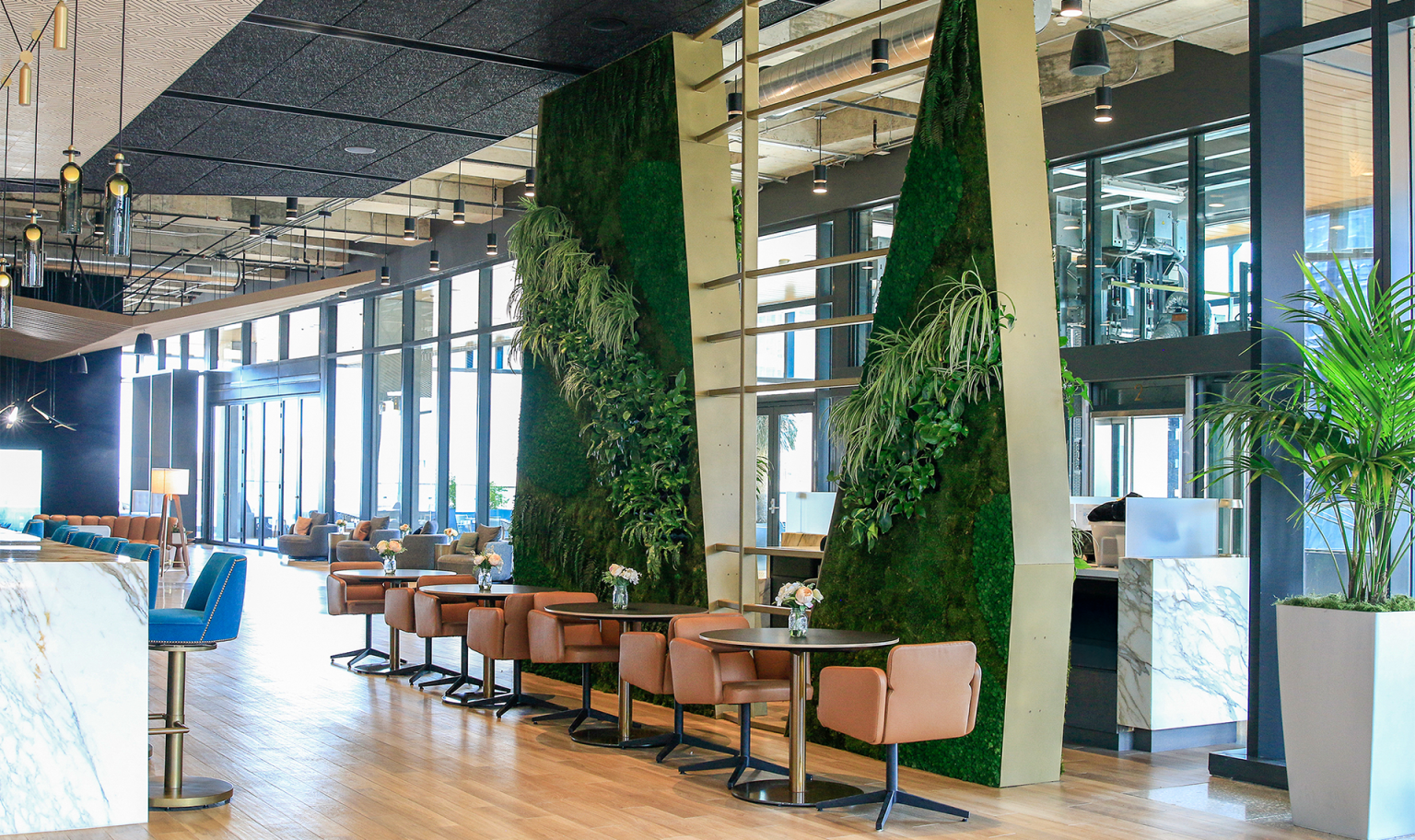 405 Colorado Hybrid Moss Wall | Green Oasis